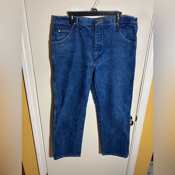 Wrangler | Jeans | Mens Wrangler Relaxed Fit Blue Jeans | Poshmark